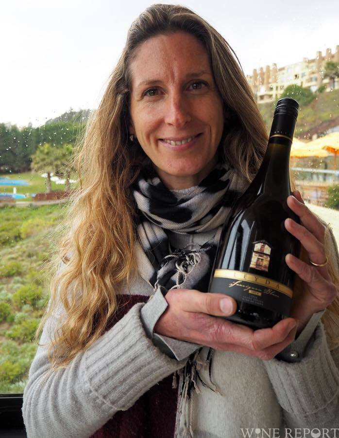 「チリ 2020 スペシャル・レポート」のワインメーカー・オブ・ザ・イヤー、レイダのヴィヴィアナ・ナヴァレッテ……ティム・アトキンMW | WINE REPORT
